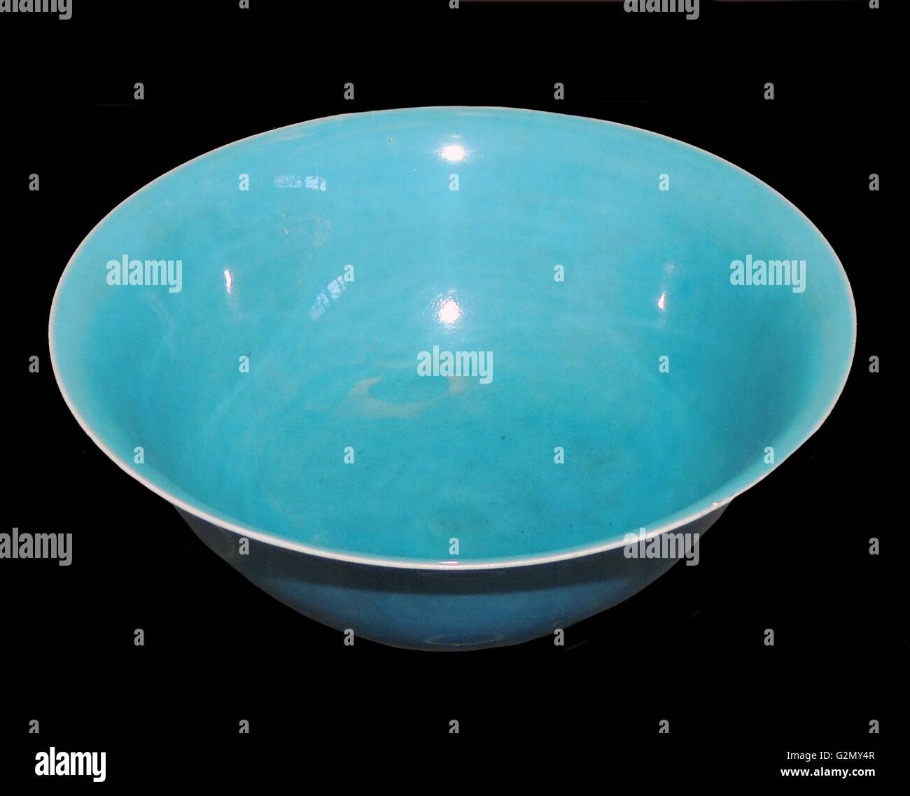 Porcelain covered bowl hi-res stock photography and images - Alamy