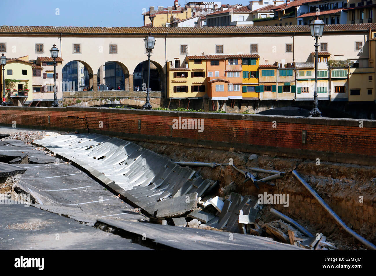 Two hundred meters hi-res stock photography and images - Alamy