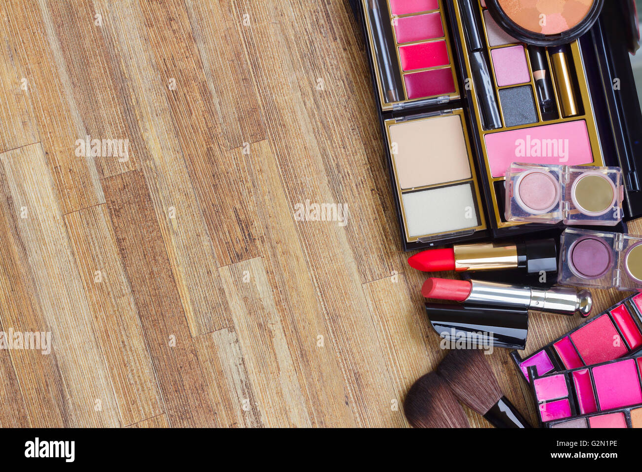 set of make up Stock Photo - Alamy