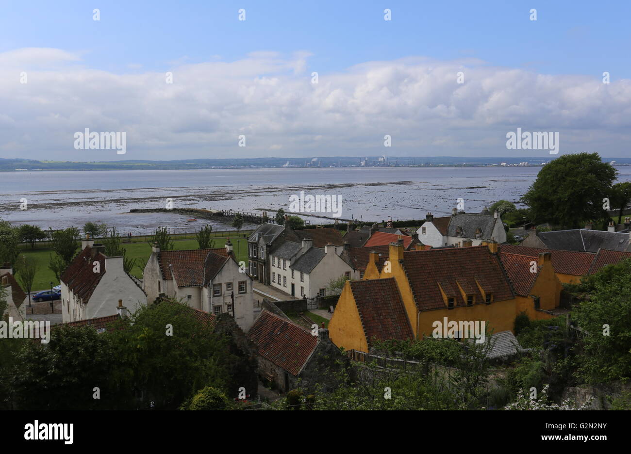 Culross palace gardens hi-res stock photography and images - Alamy