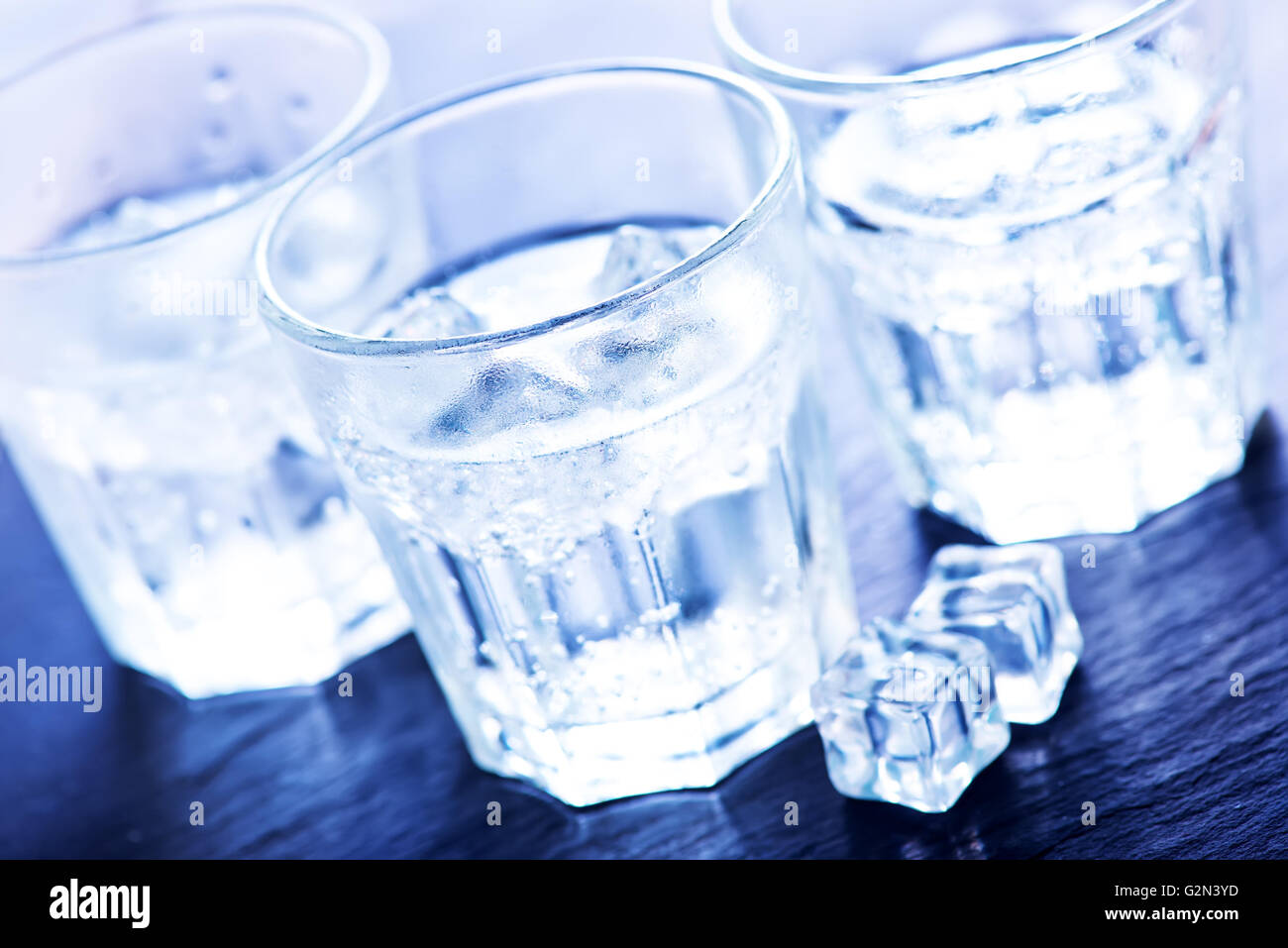 Icecubes in water hi-res stock photography and images - Alamy