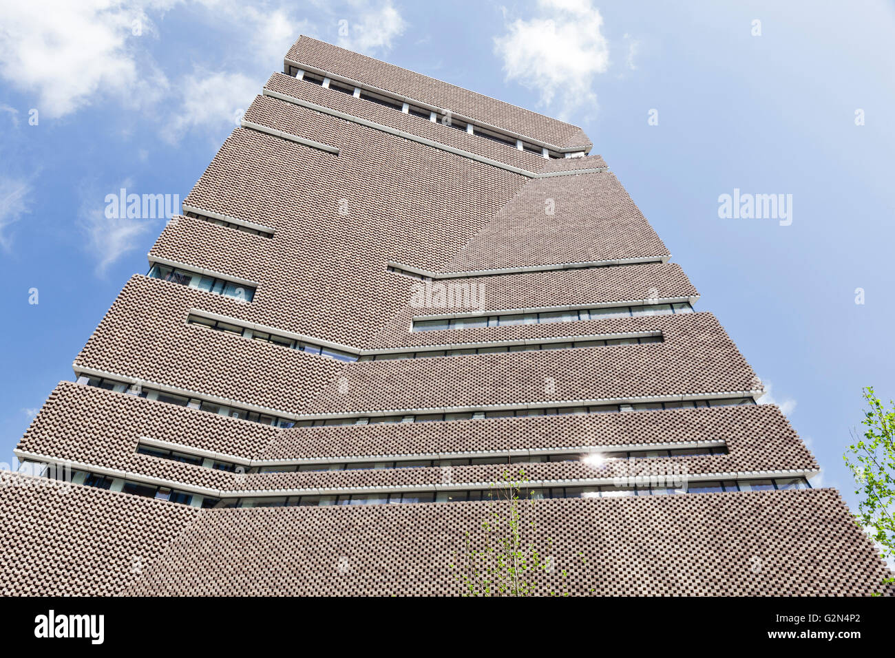 Tate Modern's Switch House extension in London is a ziggurat-like ...