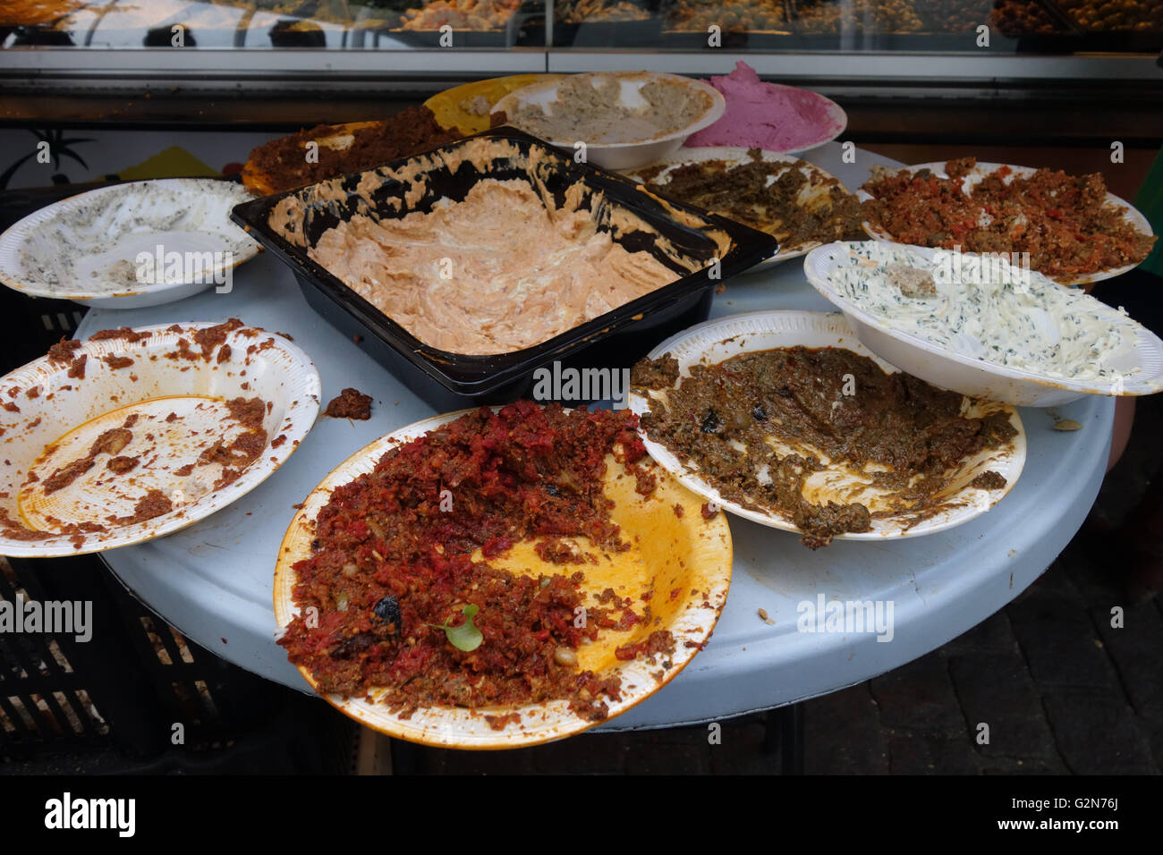 Leftovers cafe hi-res stock photography and images - Alamy