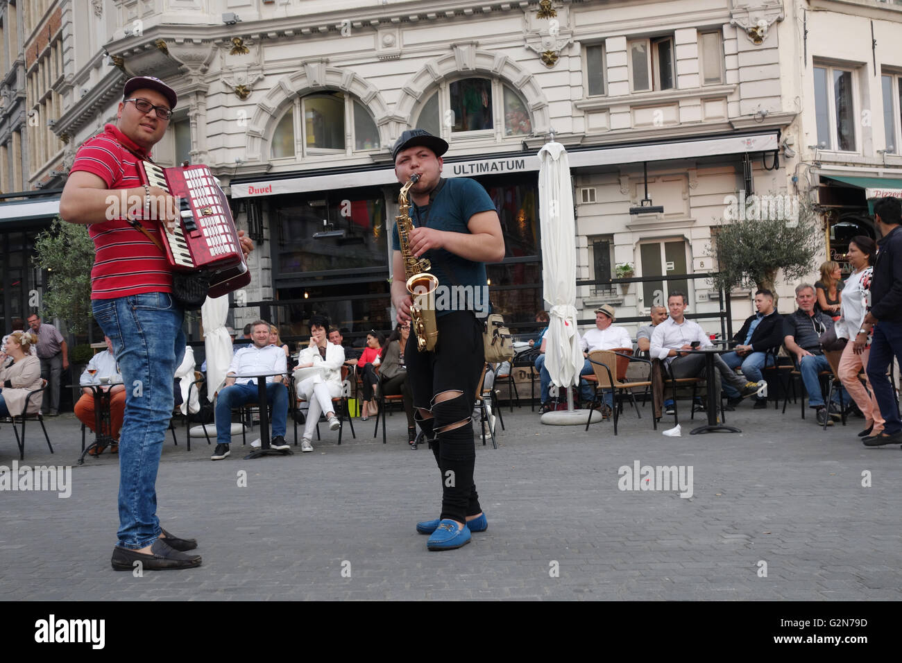 Foreign street musicians hi-res stock photography and images - Alamy
