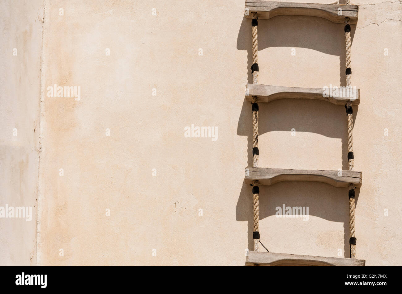 White wall with ladder hi-res stock photography and images - Alamy