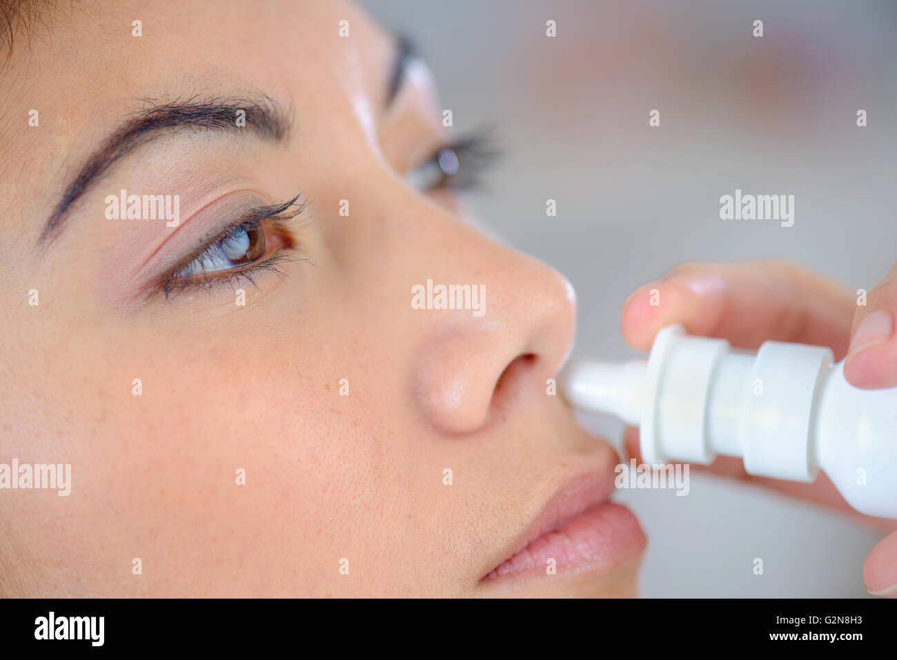 Asthma inhaler nasal spray hi-res stock photography and images - Alamy