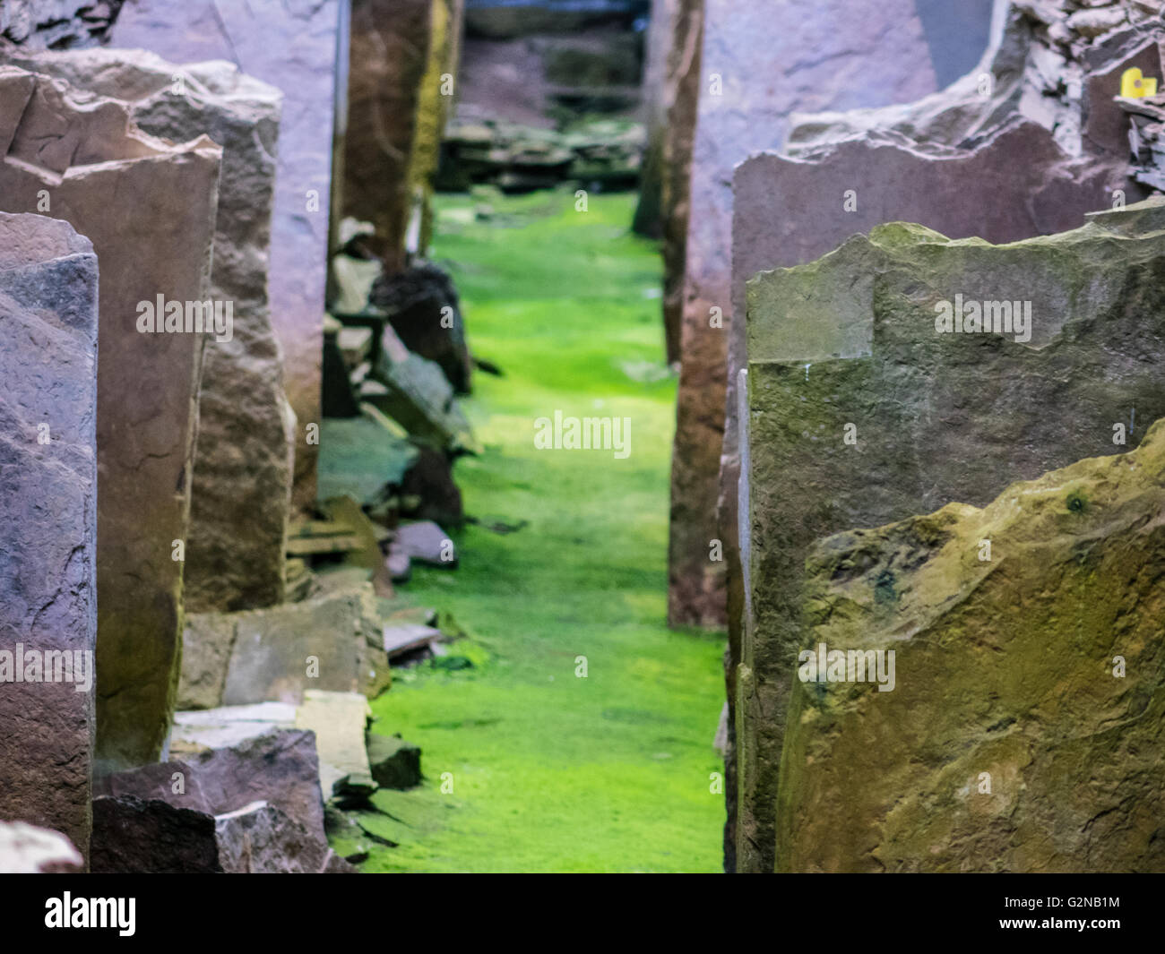 Midhowe neolithic chambered tomb on Rousay, Orkney Stock Photo - Alamy