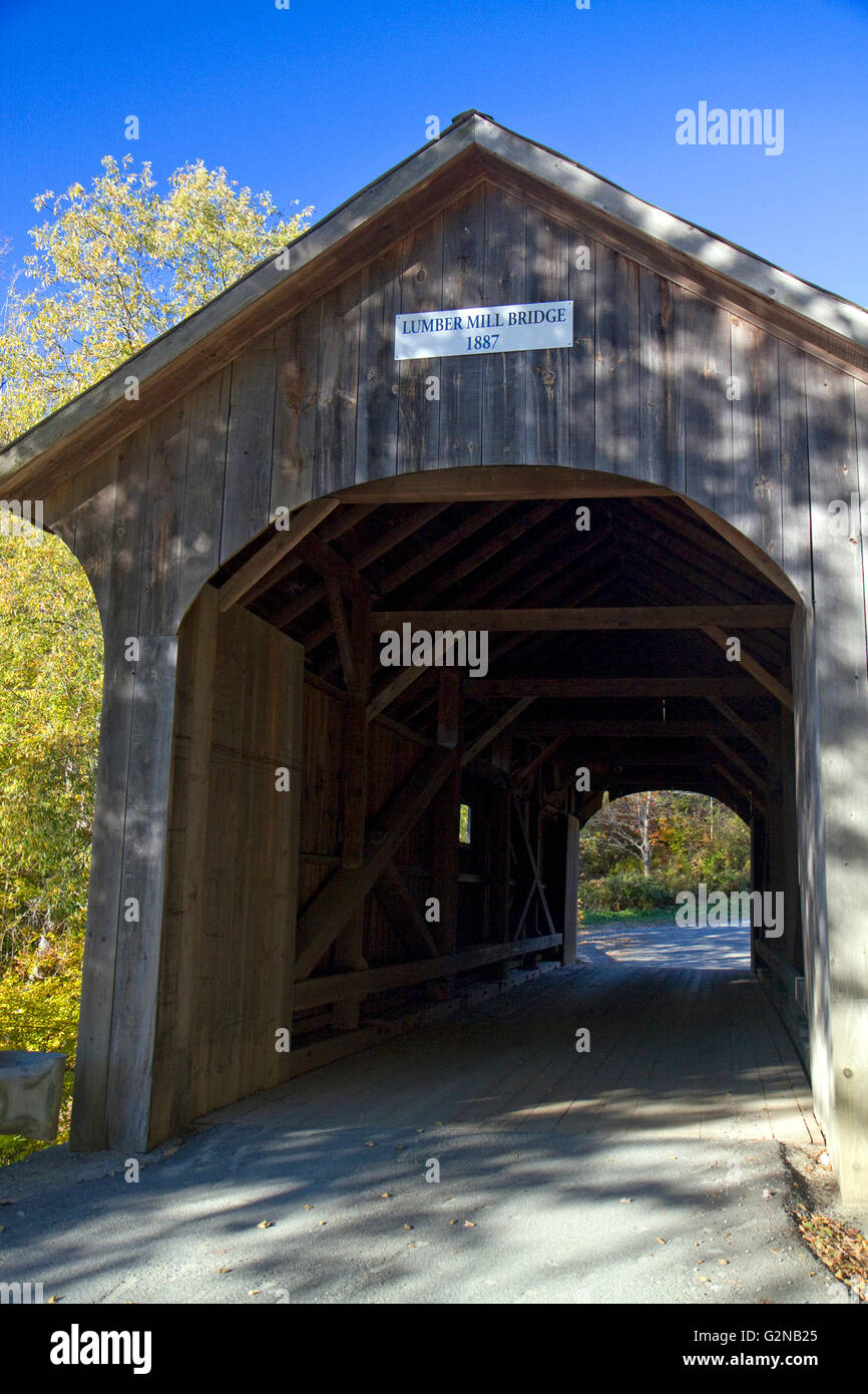 Mill bridge covered bridge hi-res stock photography and images - Alamy