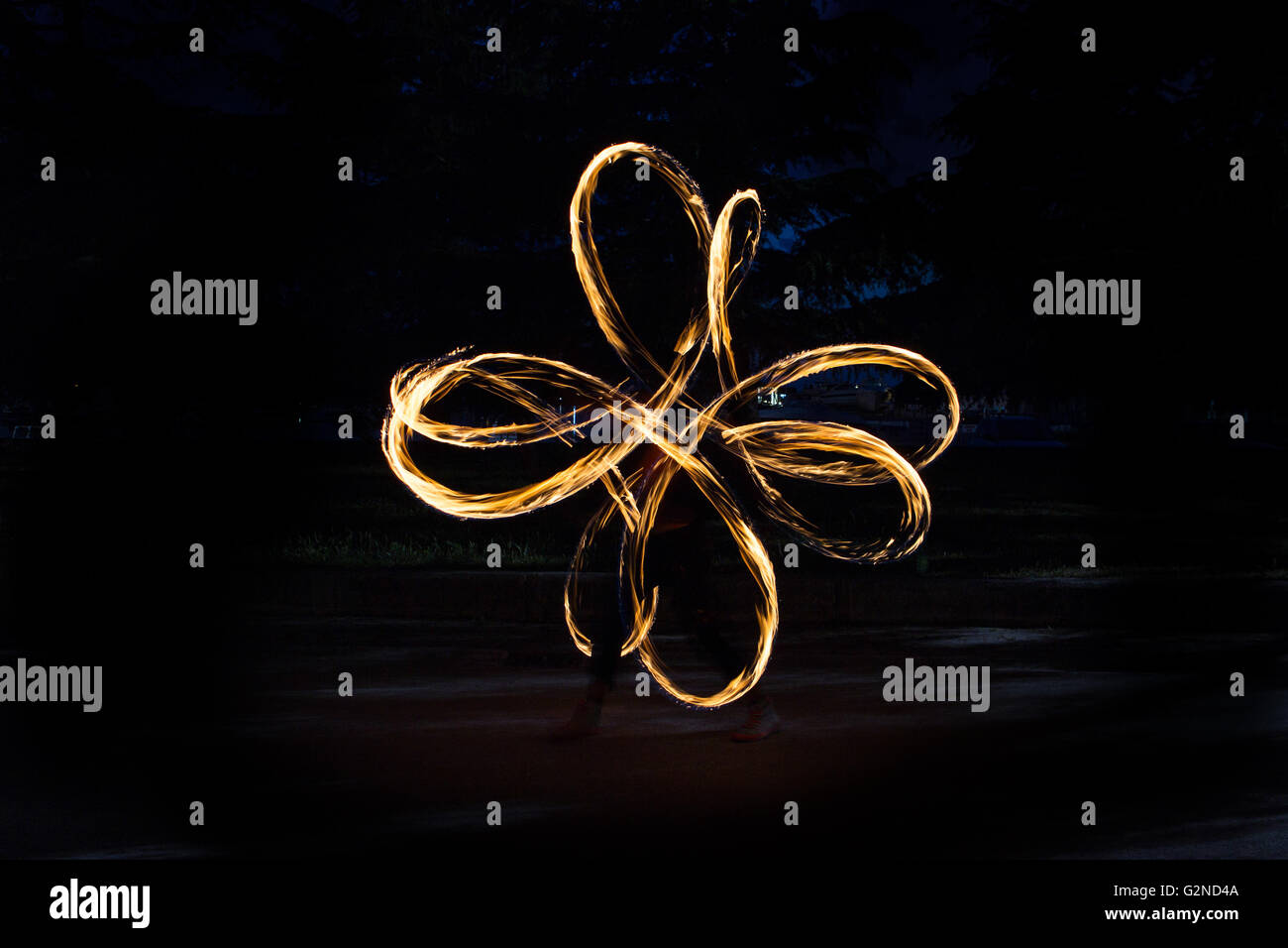 Fire show performance burning torch hi-res stock photography and images ...