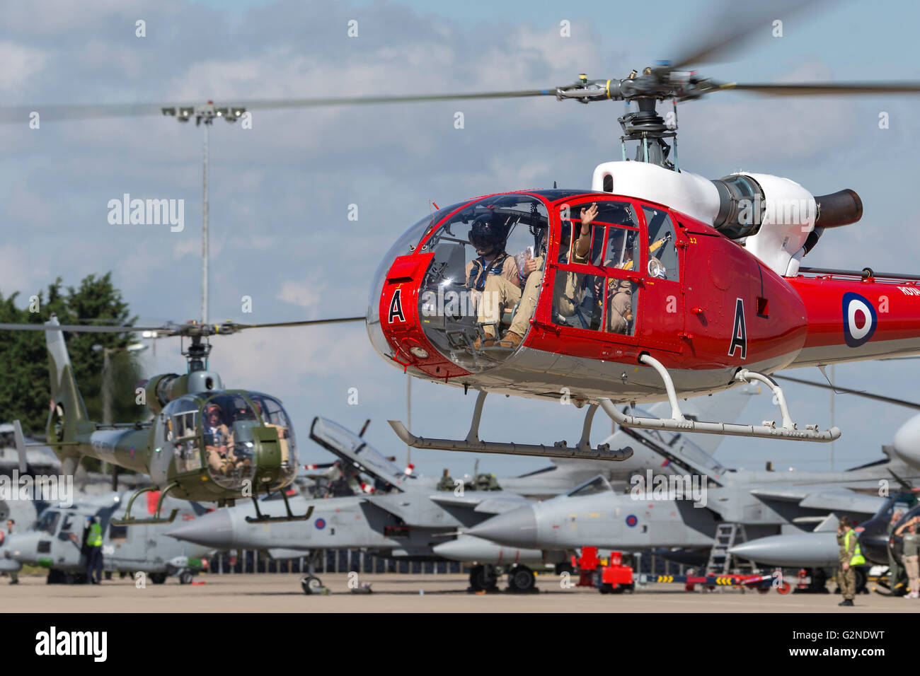 Gazelle helicopter sa 341 hi-res stock photography and images - Alamy