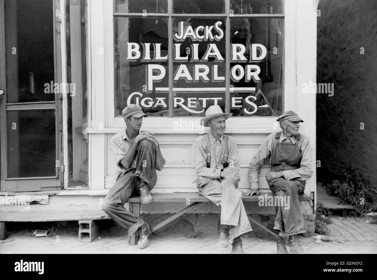 Rural usa farmers Black and White Stock Photos & Images - Alamy