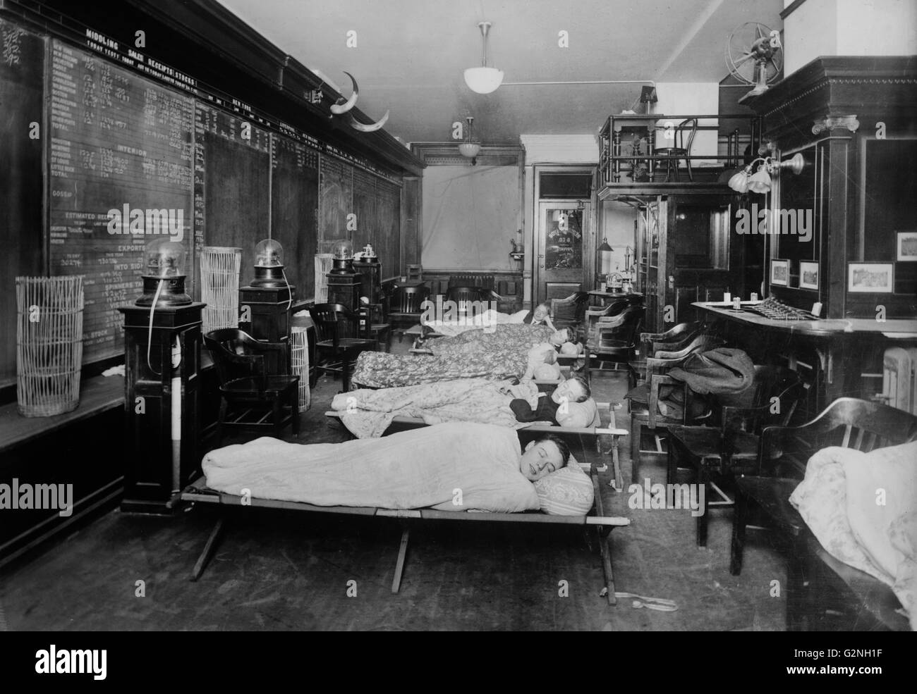 Office new york 1910 hi-res stock photography and images - Alamy