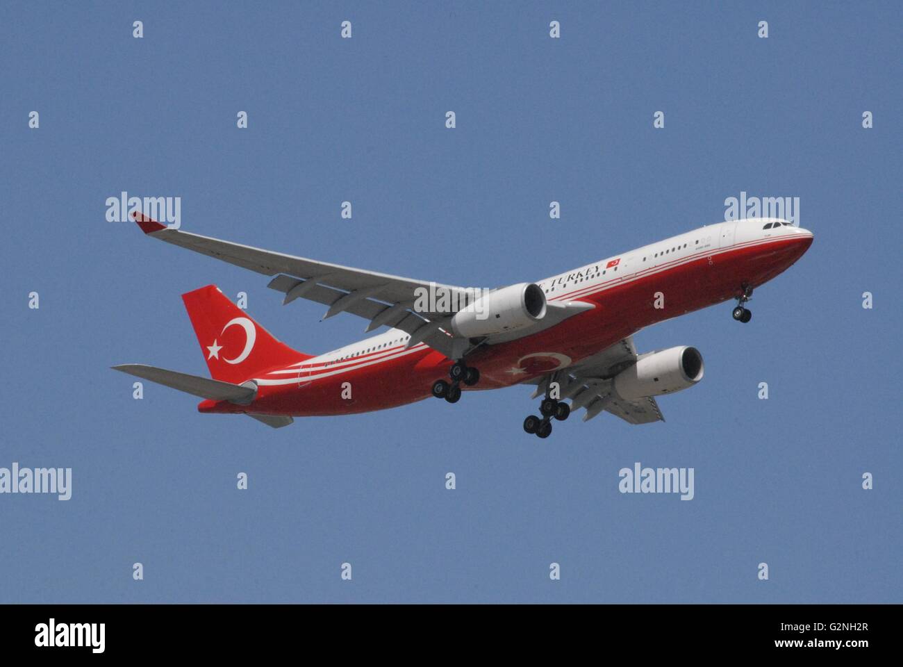 Airbus a330 winglet hi-res stock photography and images - Alamy