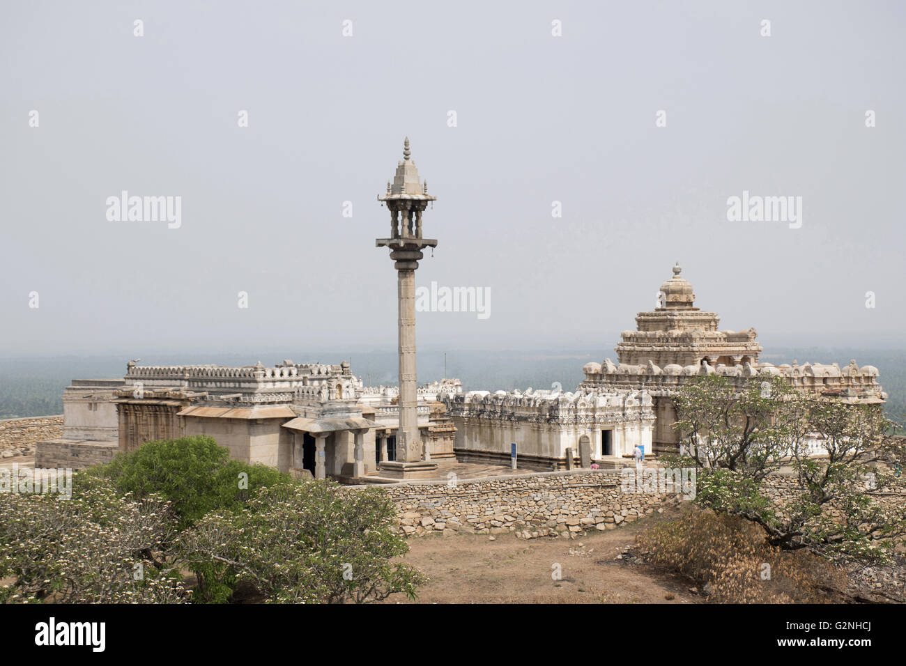 Jain basadi complex hi-res stock photography and images - Alamy