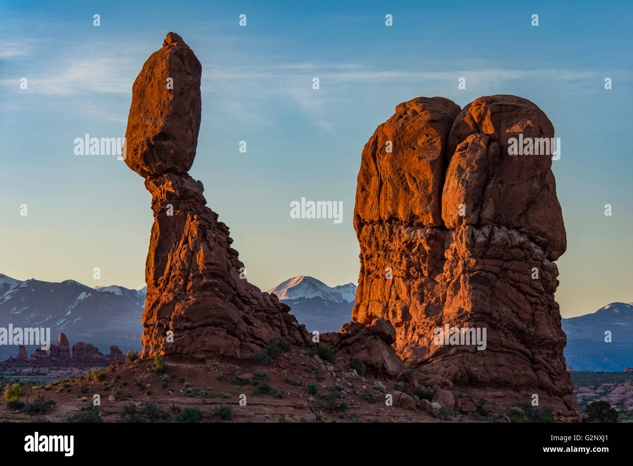 Balanced Rock at dawn, Arches National Park, Moab, Utah Stock Photo - Alamy
