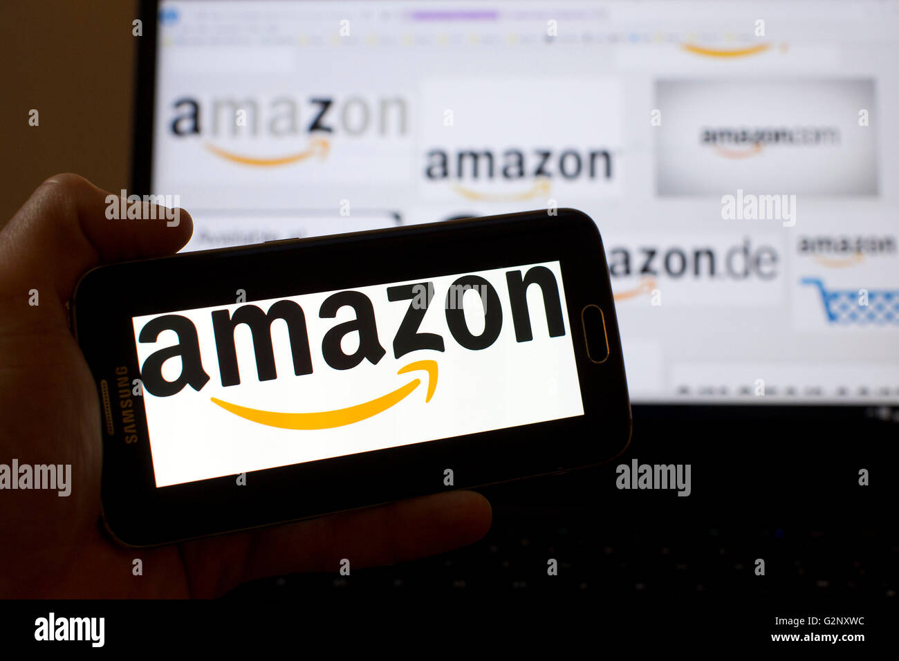 Technology company logos hi-res stock photography and images - Alamy