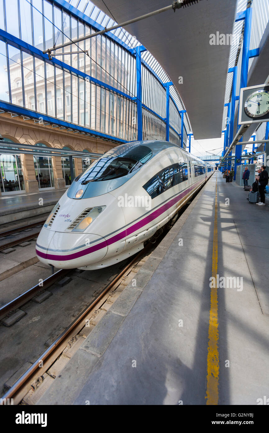 Renfe ave spain hi-res stock photography and images - Alamy