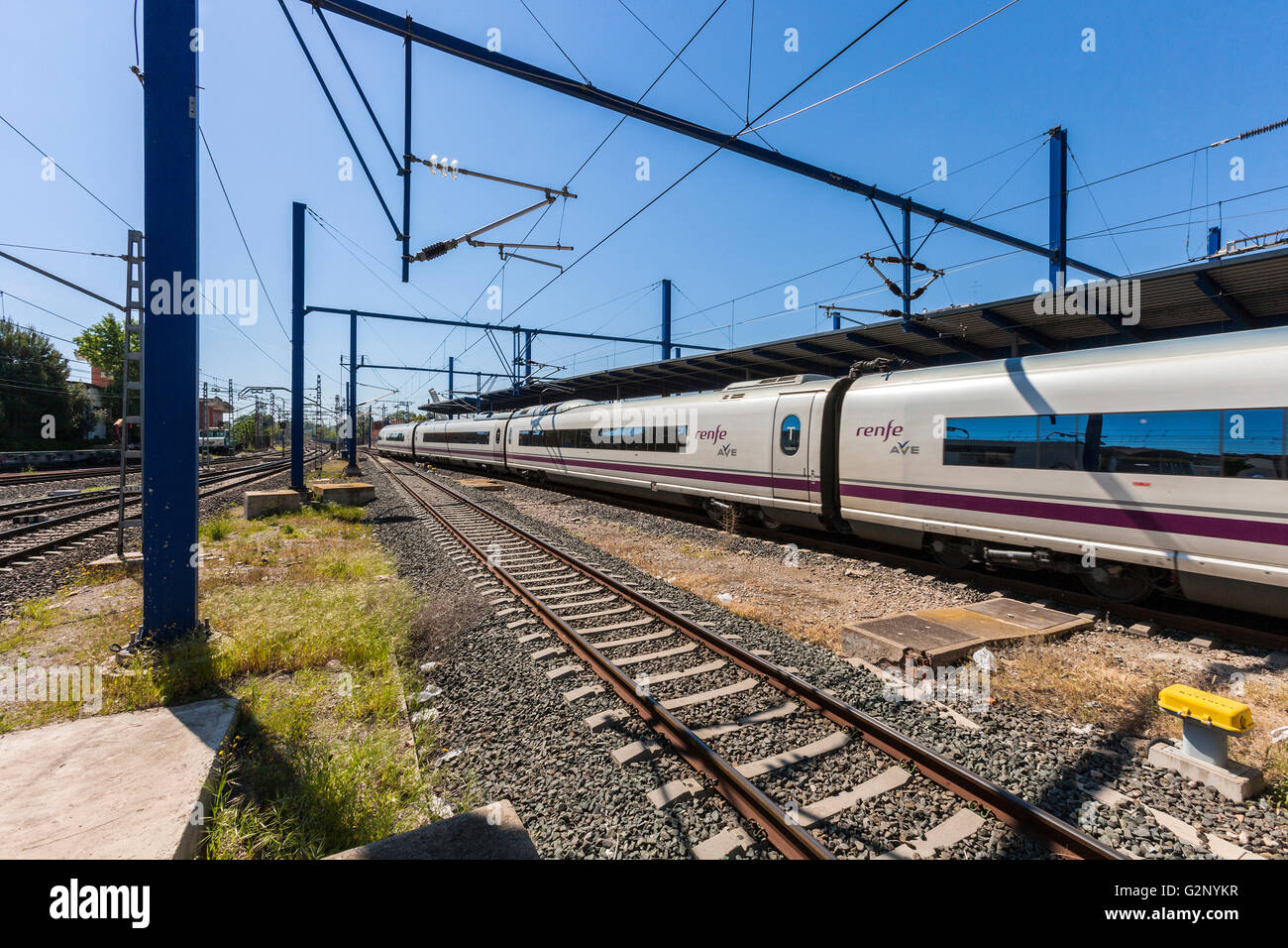 Ave train spain hi-res stock photography and images - Alamy