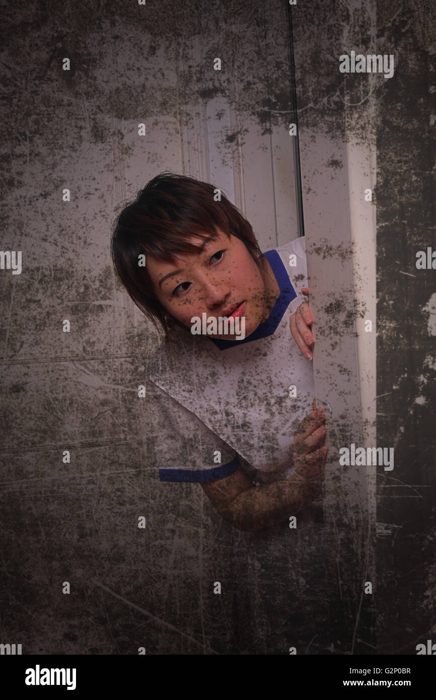 Girl hide and seek ghost hi-res stock photography and images - Alamy