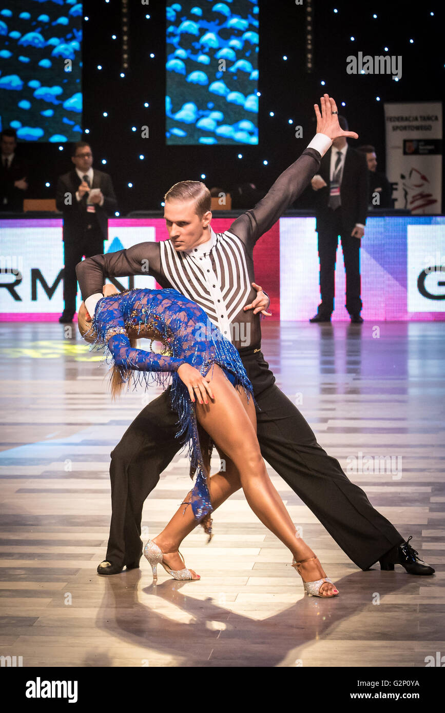 dancers dancing latin dance Stock Photo - Alamy