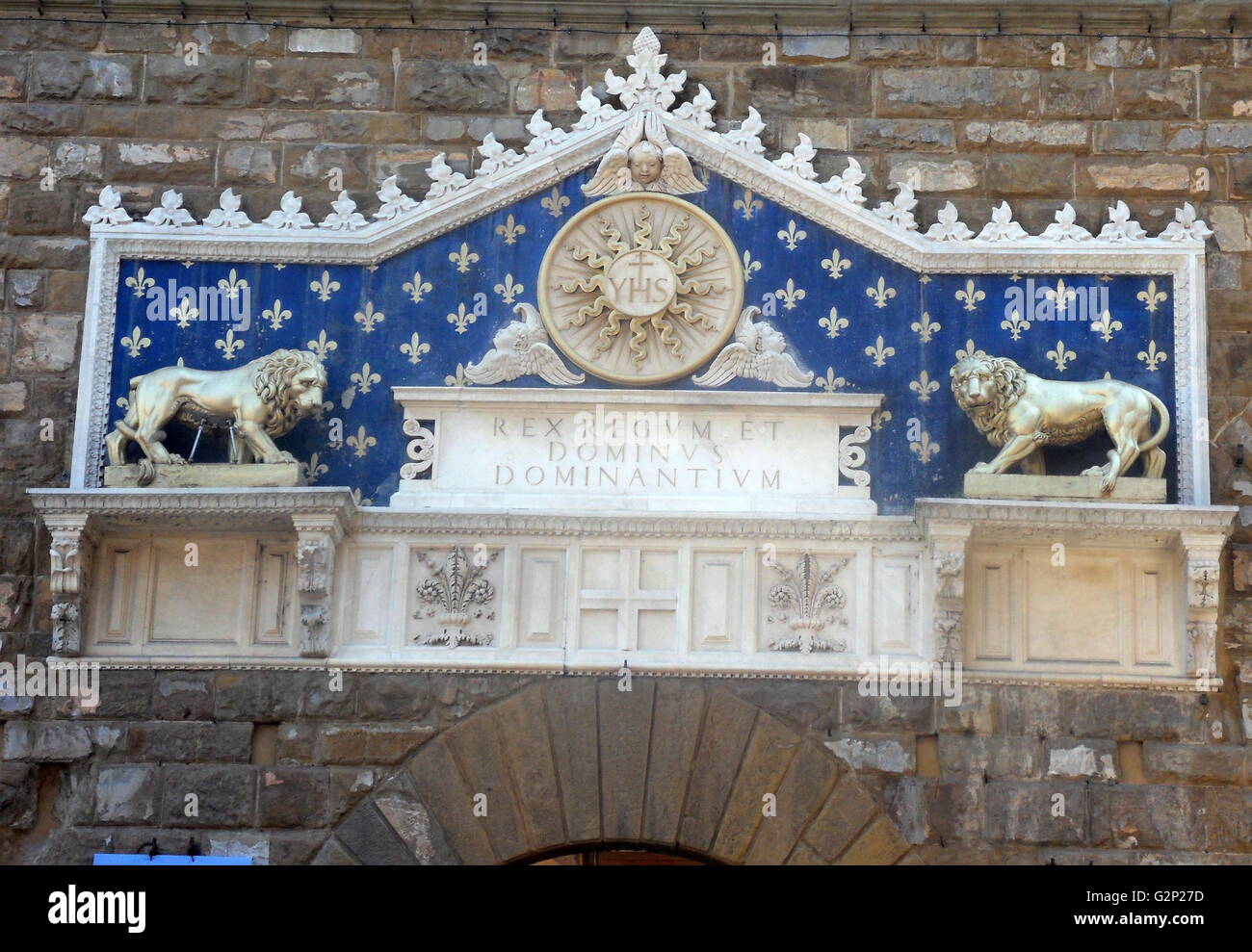 Front Entrance detail from the Palazzo Vecchio. Town hall of Florence ...