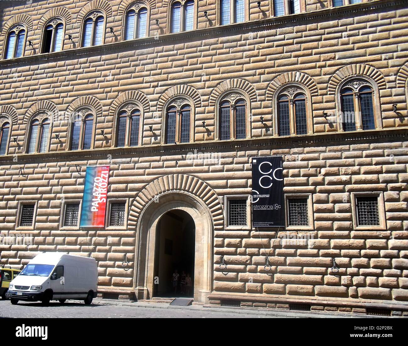 Palazzo strozzi in florence hi-res stock photography and images - Alamy