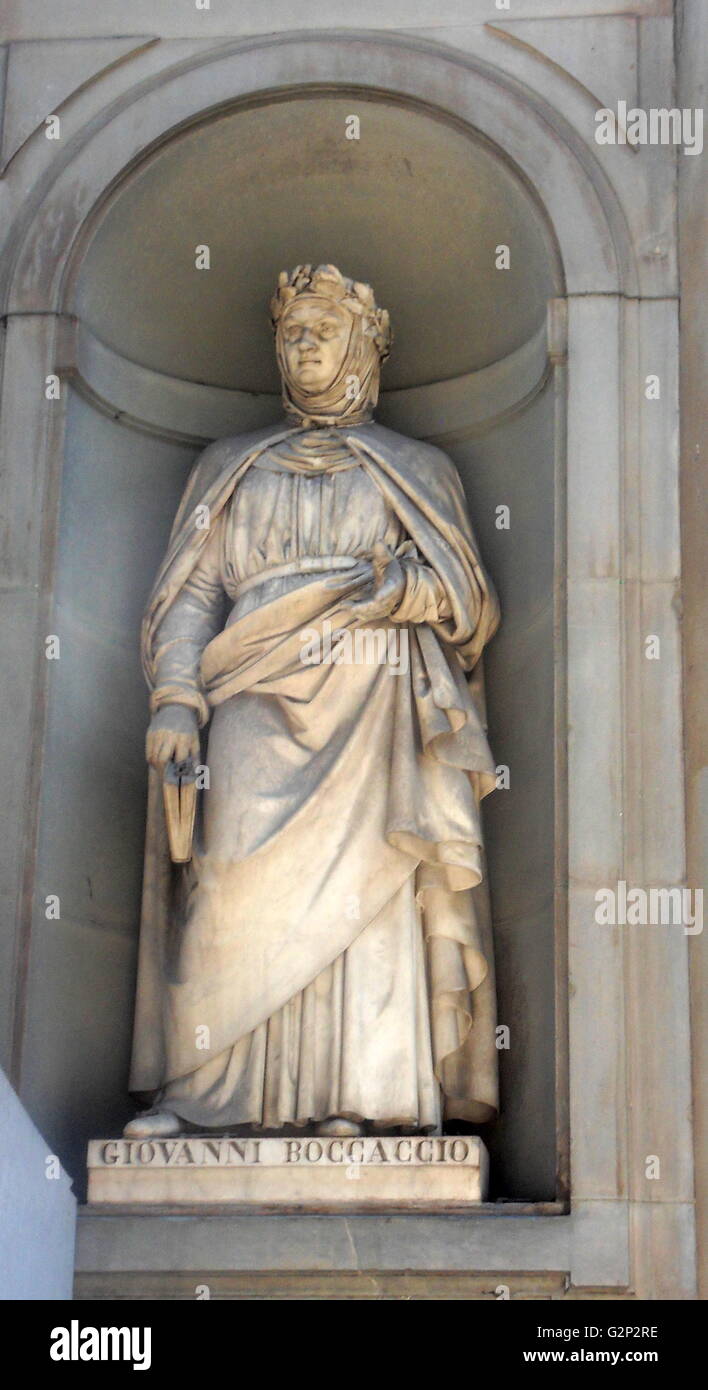 Giovanni boccaccio statue hi-res stock photography and images - Alamy