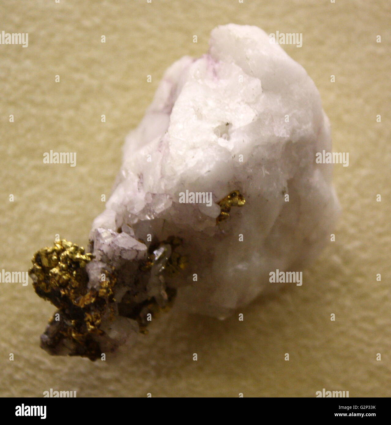 How To Find Gold In Quartz
