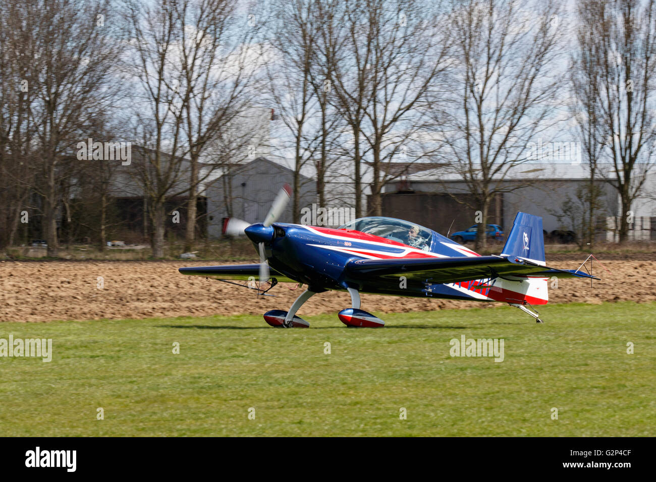 Extra EA200 OK-VAV landing at Breighton Airfield Stock Photo - Alamy