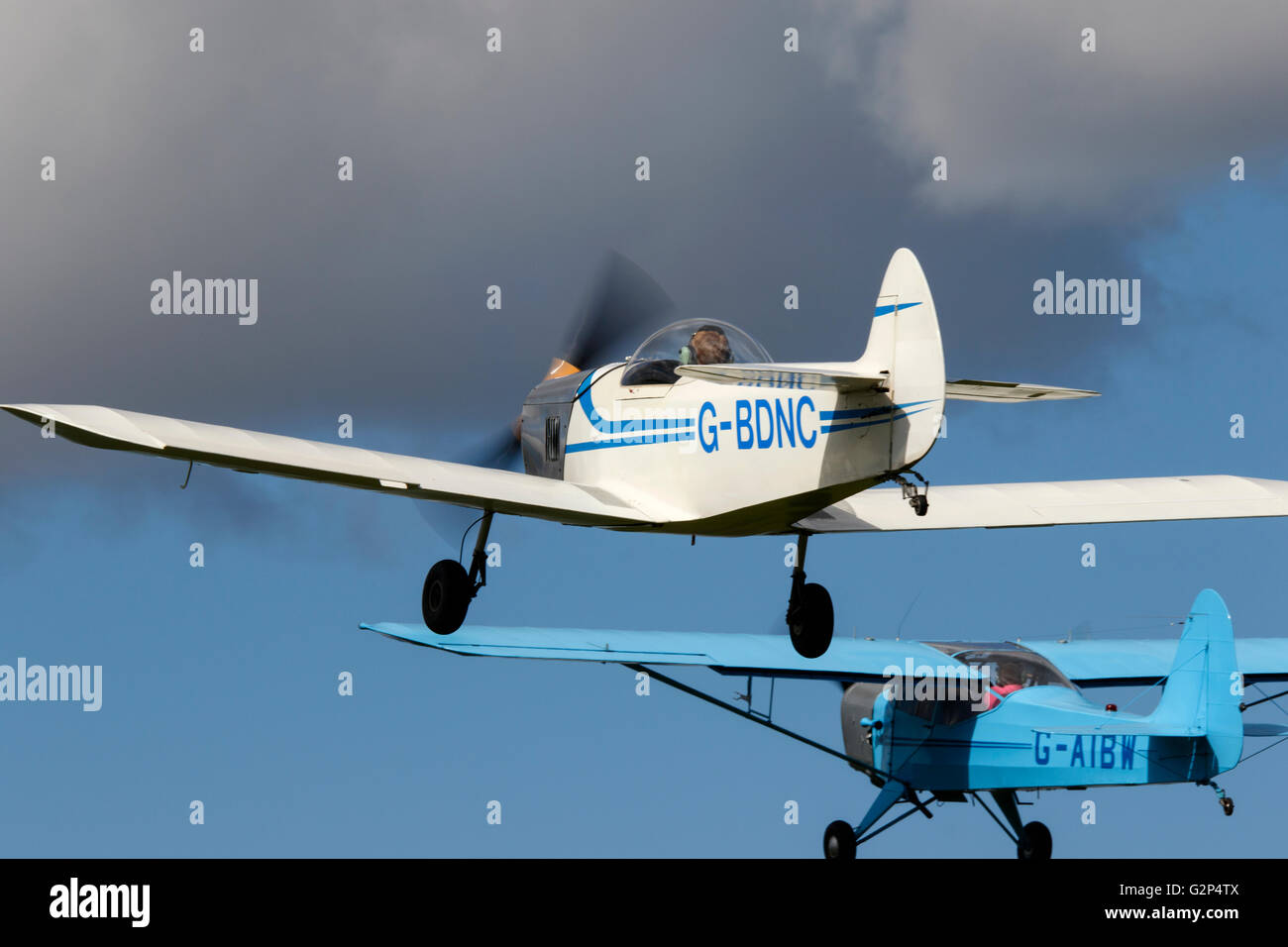 Piston engine high wing monoplane hi-res stock photography and images ...