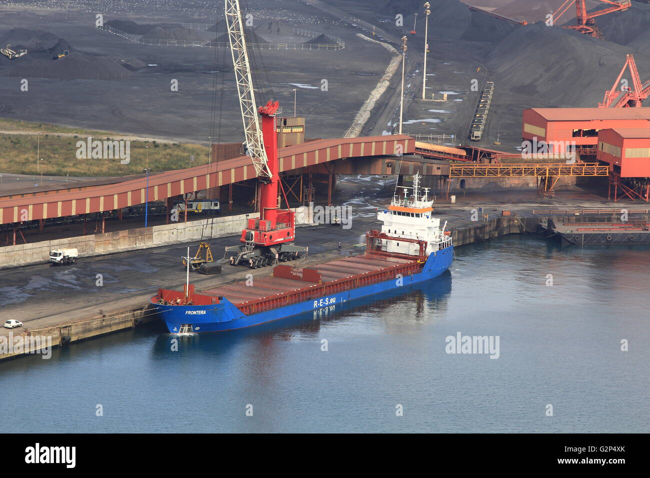 Coal ship australia hi-res stock photography and images - Alamy