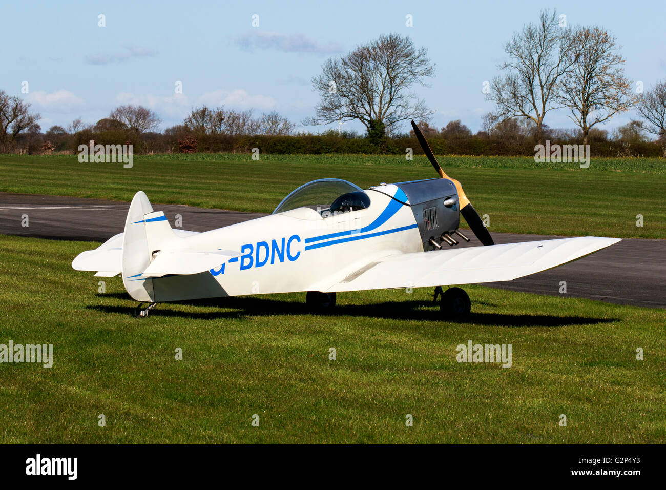 Piston Engine Low Wing Monoplane High Resolution Stock Photography and ...
