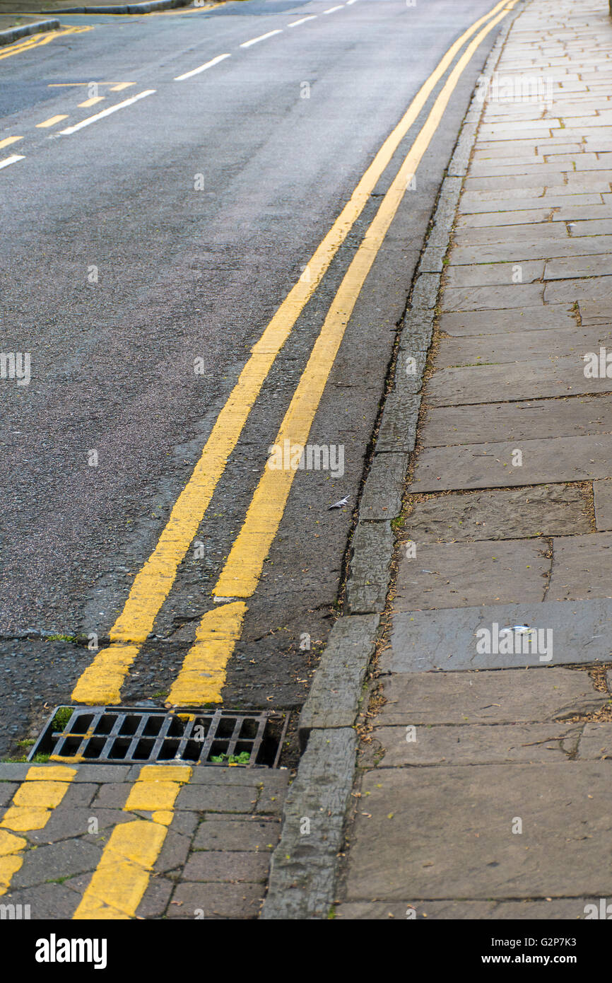 Double pavement hi-res stock photography and images - Alamy