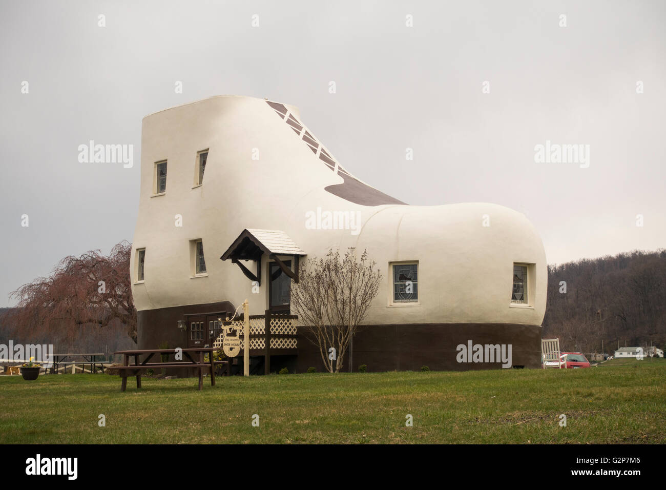 Haines shoe house hi-res stock photography and images - Alamy