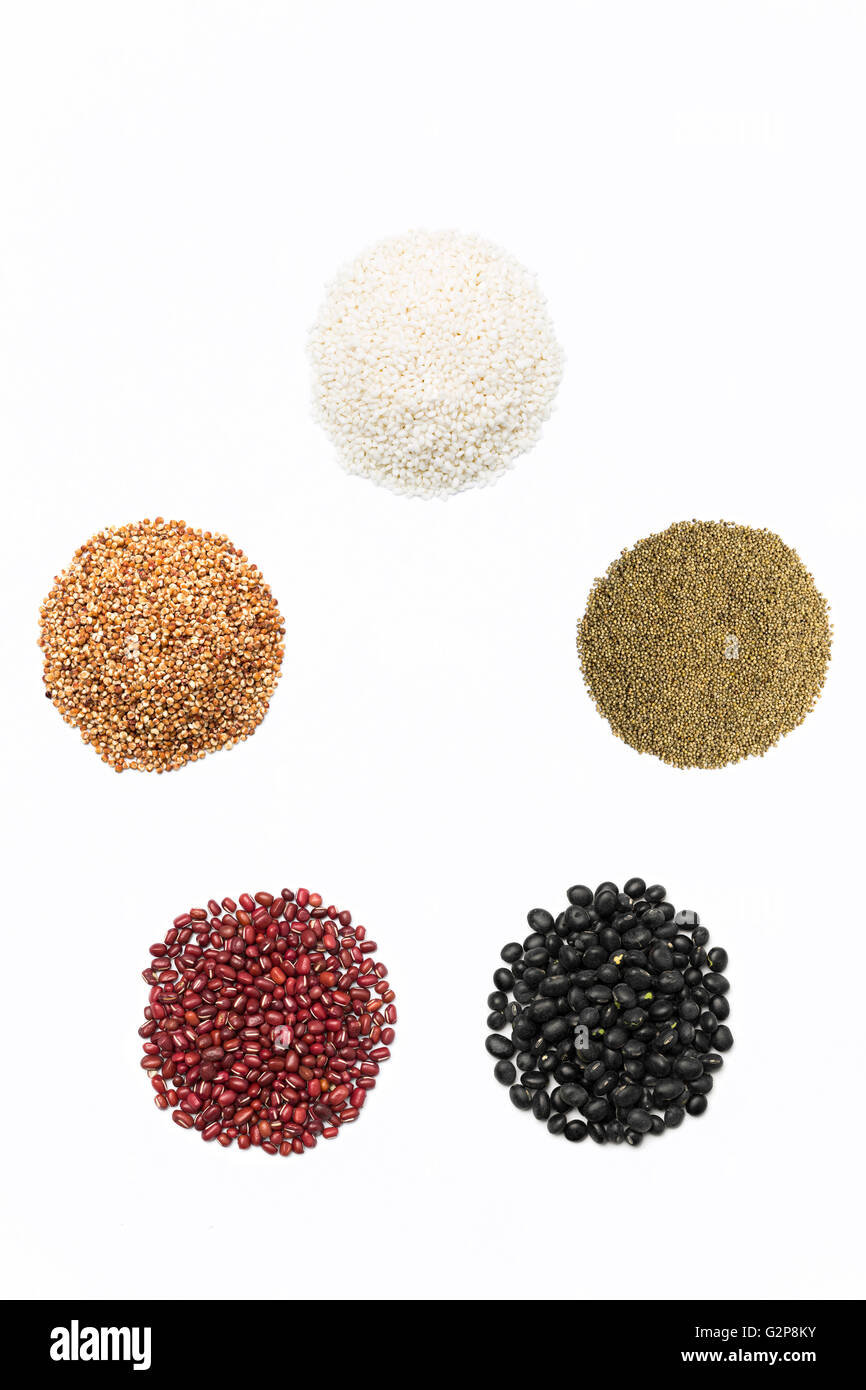 Five kinds of grains, isolated on white Stock Photo - Alamy