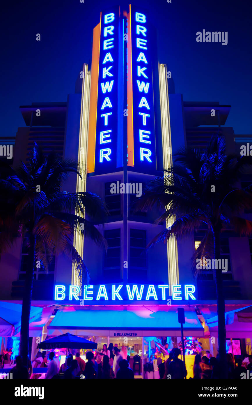 Breakwater boulevard hi-res stock photography and images - Alamy