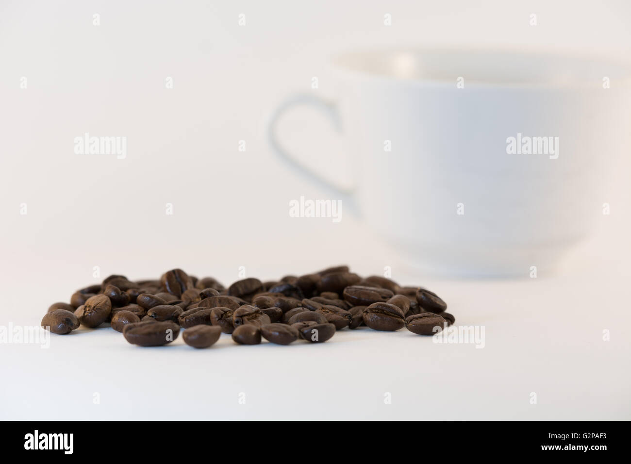 Spilt coffee grounds hi-res stock photography and images - Alamy
