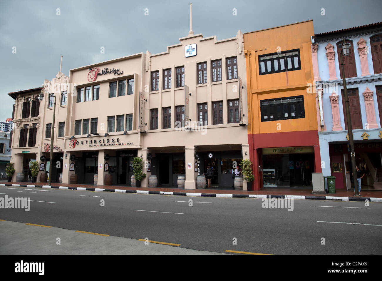 Parade of shops in Singapore Asia Stock Photo - Alamy