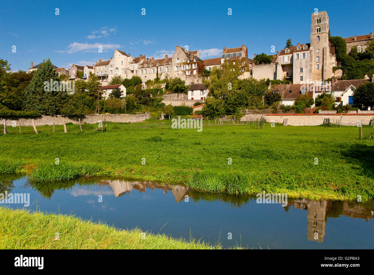 Town of Château Landon, France Stock Photo - Alamy