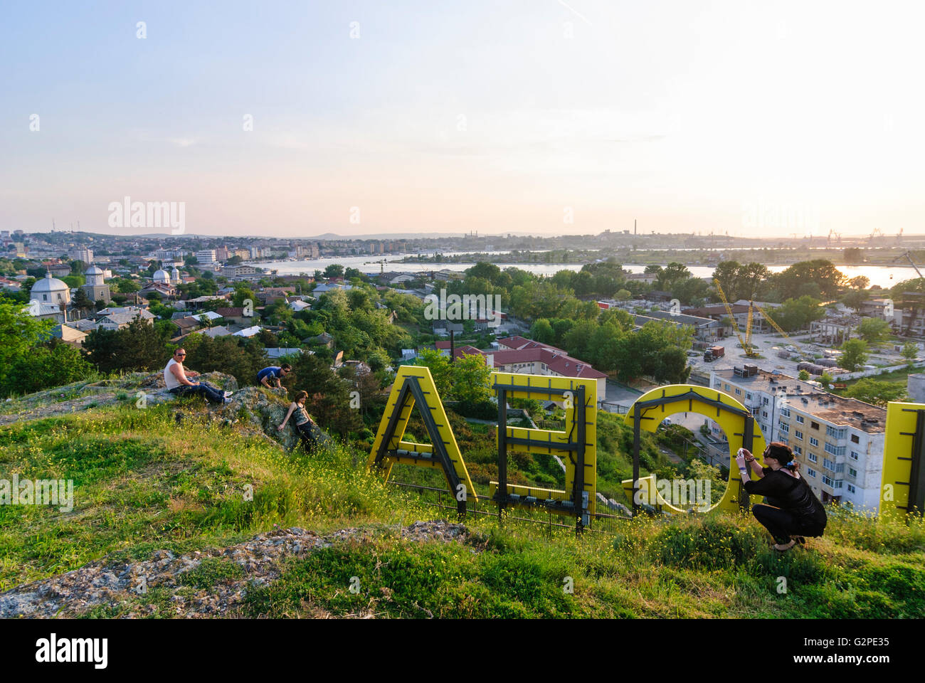 Independence monument view hi-res stock photography and images - Alamy