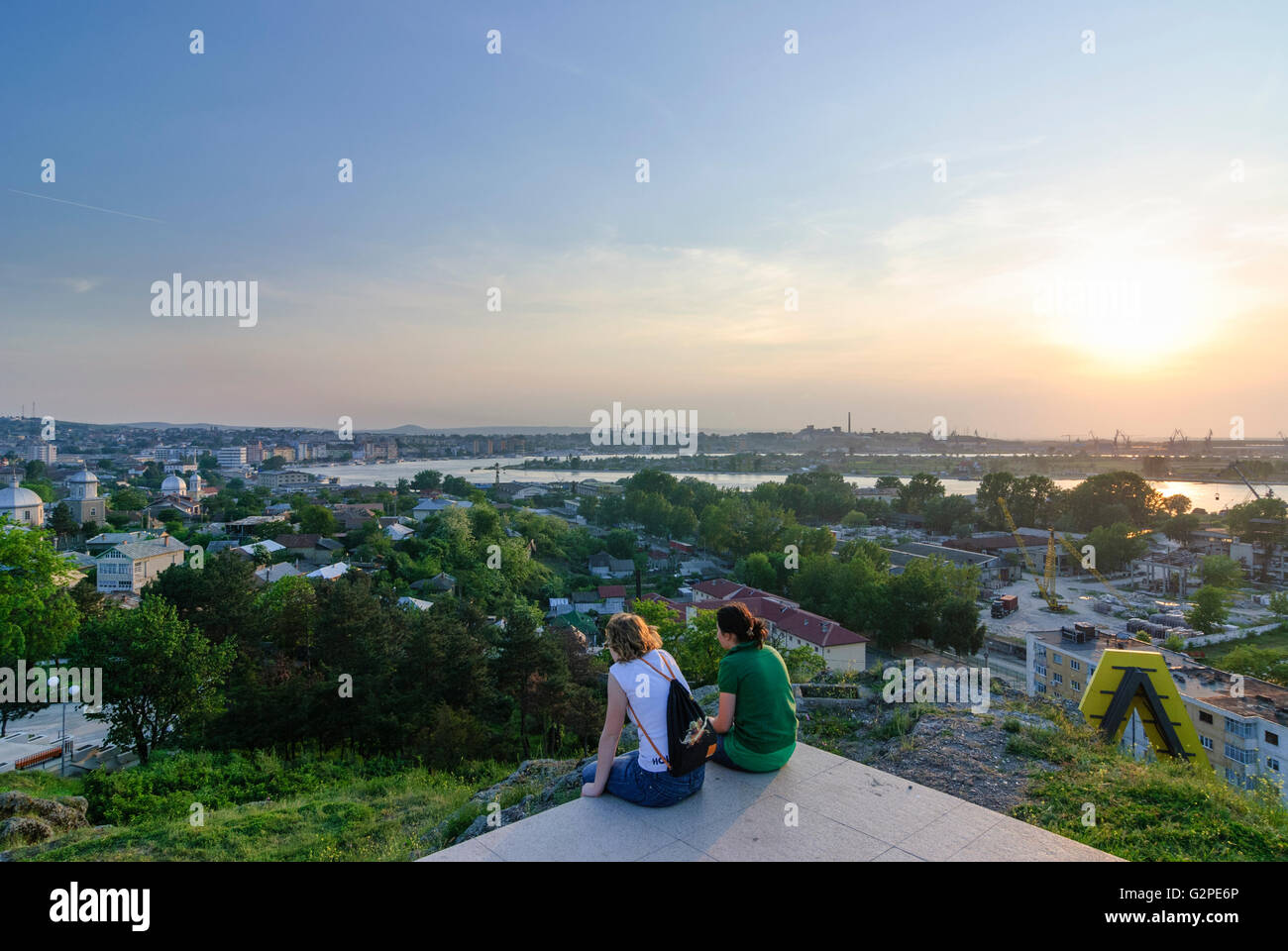 Independence monument view hi-res stock photography and images - Alamy