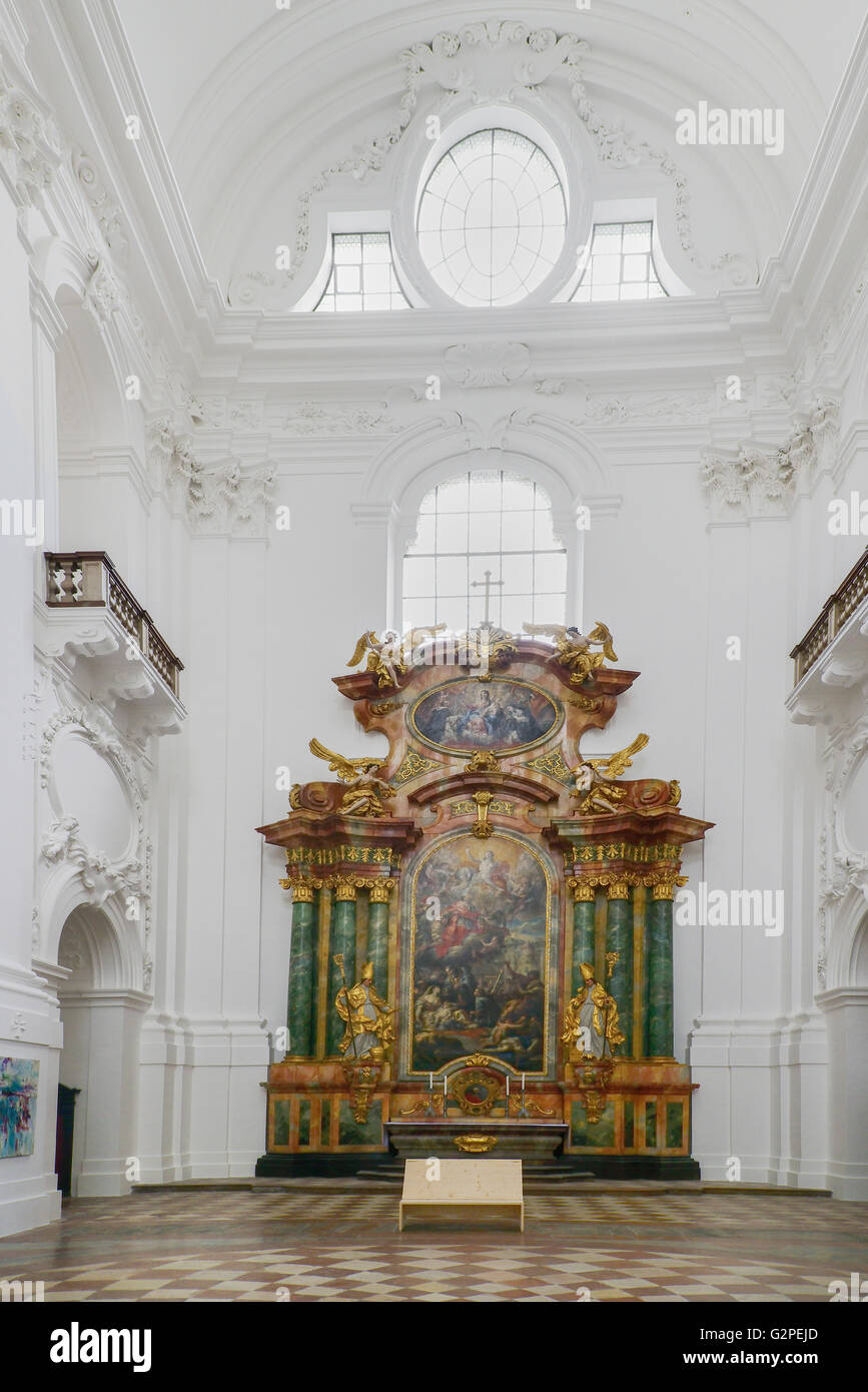 One of side altars hi-res stock photography and images - Alamy