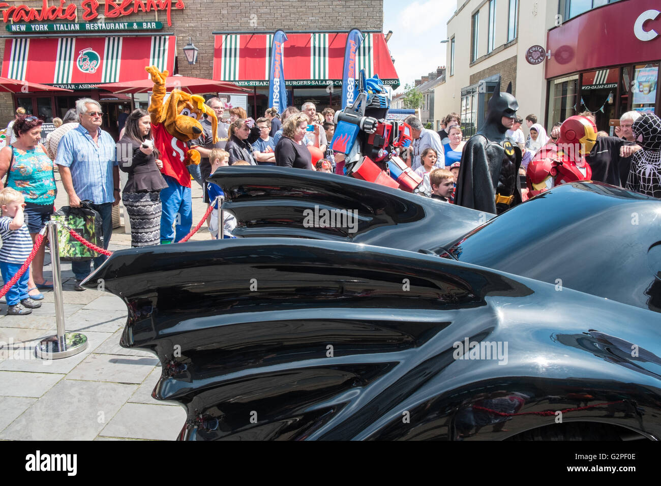 Carmarthenshire, Wales, UK. 1st June, 2016. On a sunny day comic hero ...