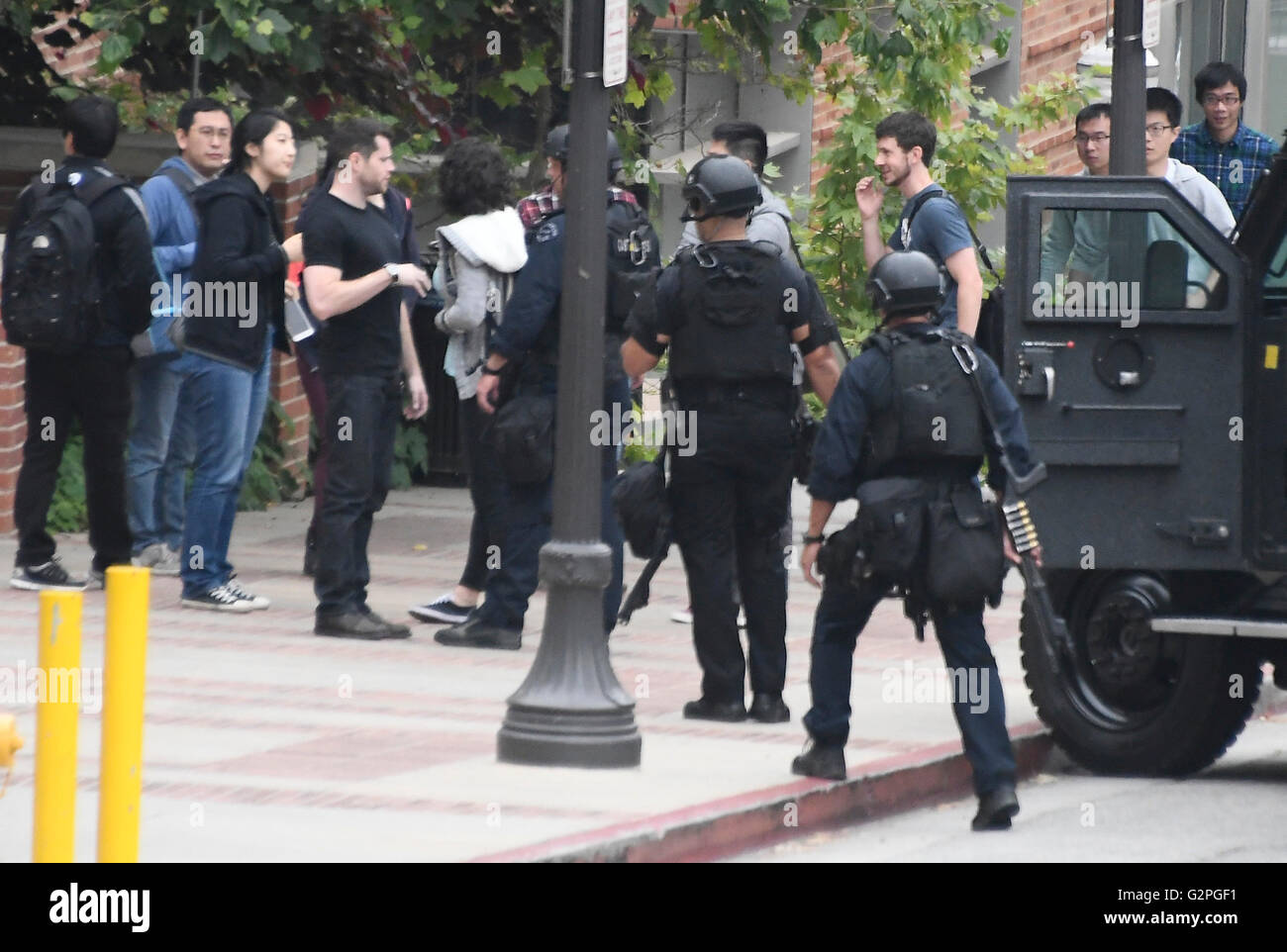 Westwood CA. 1st June, 2016. LAPD SWAT at UCLA after a murder-suicide ...