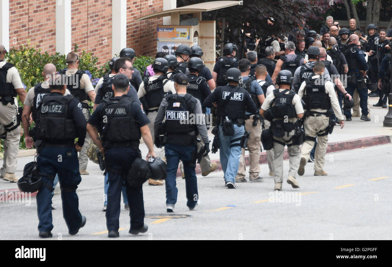 Los angeles police department swat hi-res stock photography and images ...