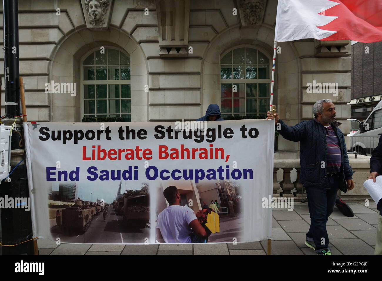 Saudi arabian embassy london hi-res stock photography and images - Alamy