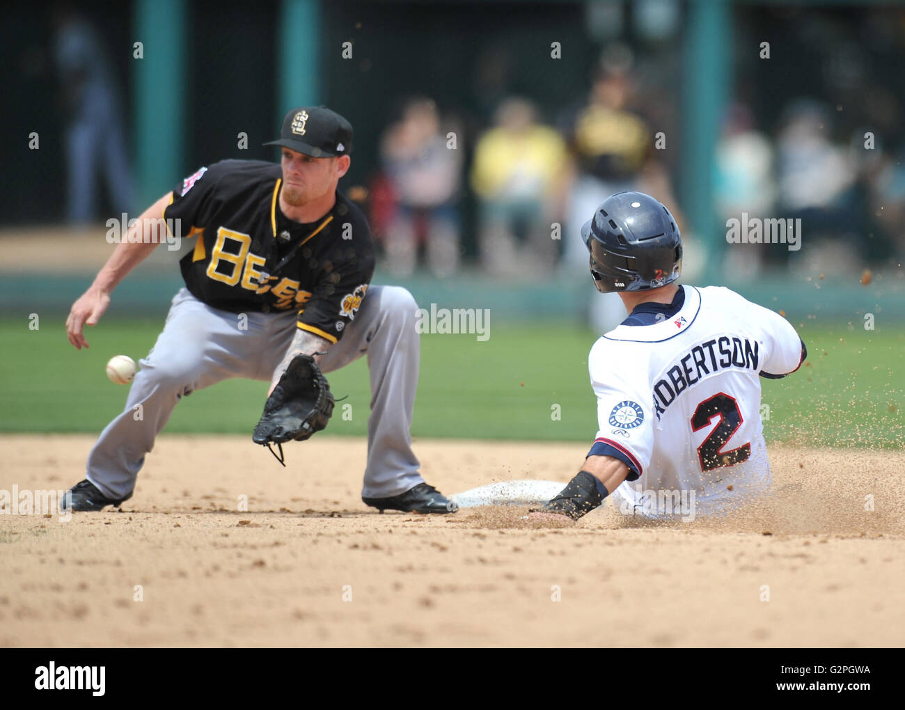 Daniel robertson hi-res stock photography and images - Alamy