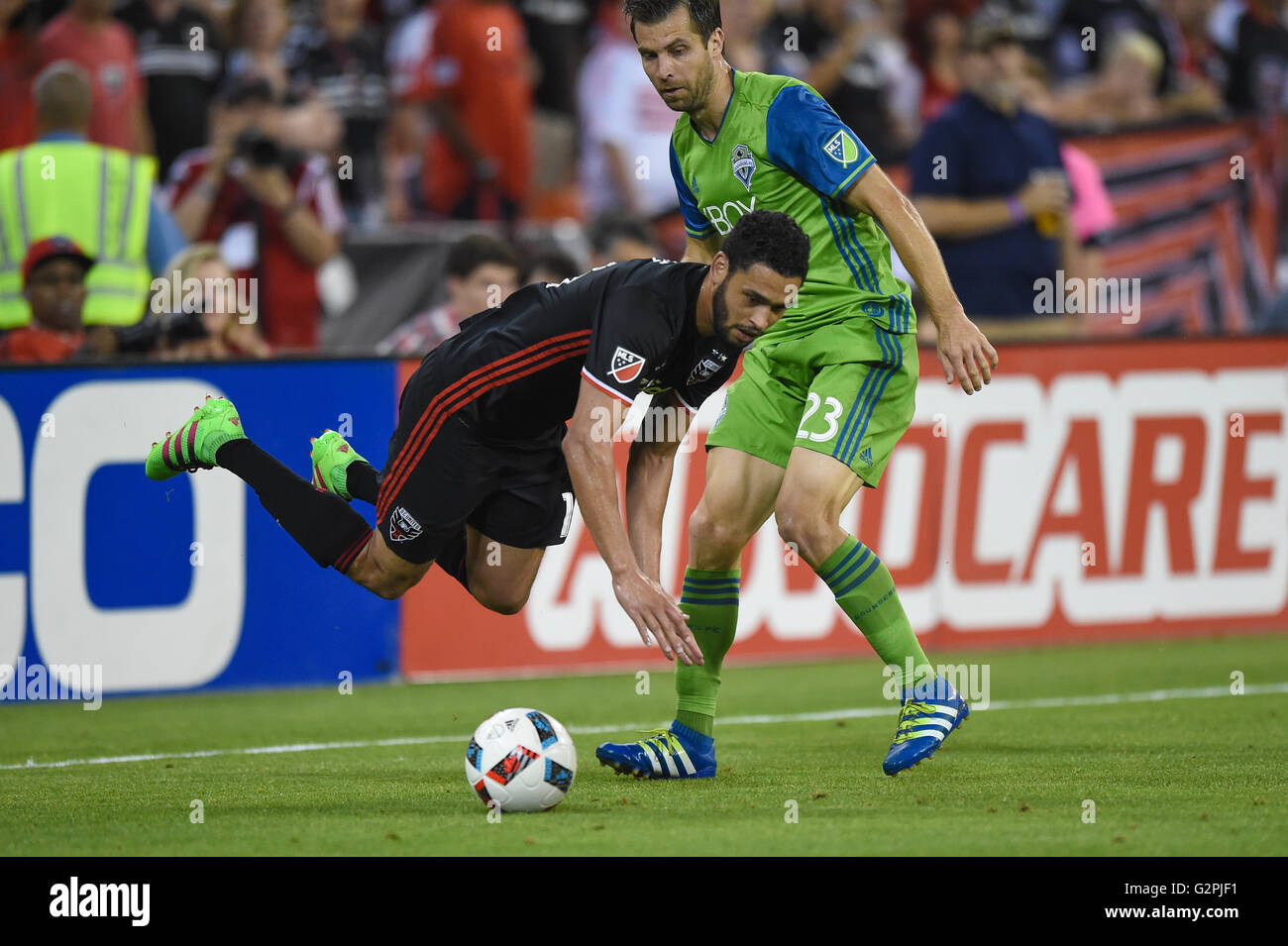 Washington DC, USA. 01st June, 2016. Seattle Sounders forward Andreas ...