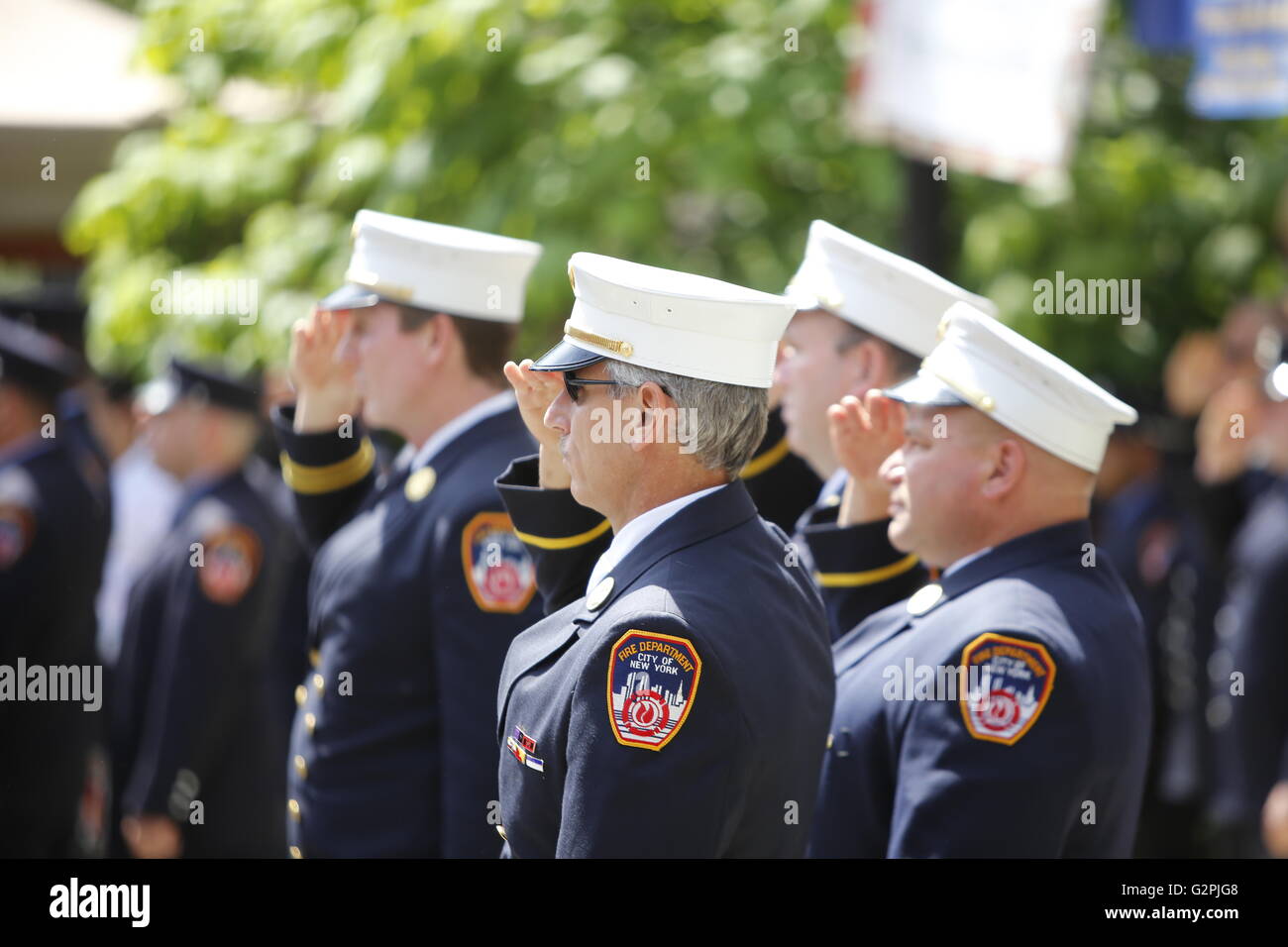 New york city fdny personnel hi-res stock photography and images - Alamy