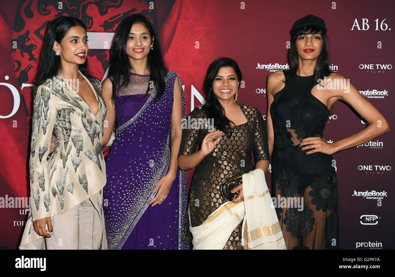 Indian actresses hi-res stock photography and images - Alamy